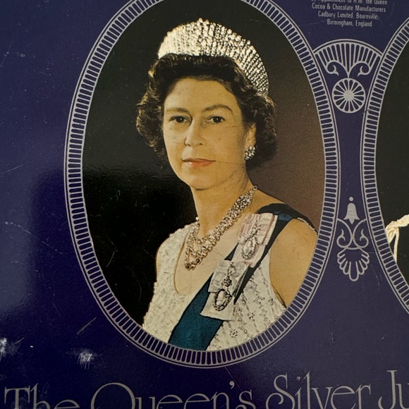 Other | Vintage 1977 Queen Elizabeth Candy Tin | Poshmark